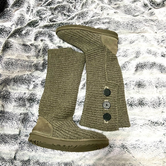 UGG | Shoes | Ugg Cardy Cardigan Boots Size 9 | Poshmark